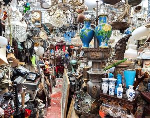 Why Do People Hoard? Find Out | Circling The News