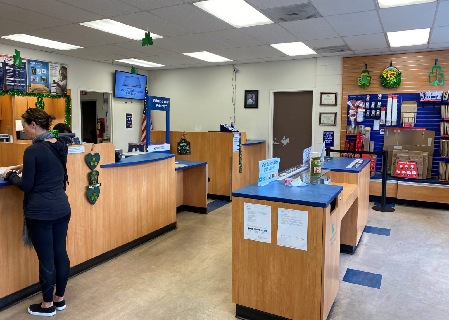 post office interior | Circling The News