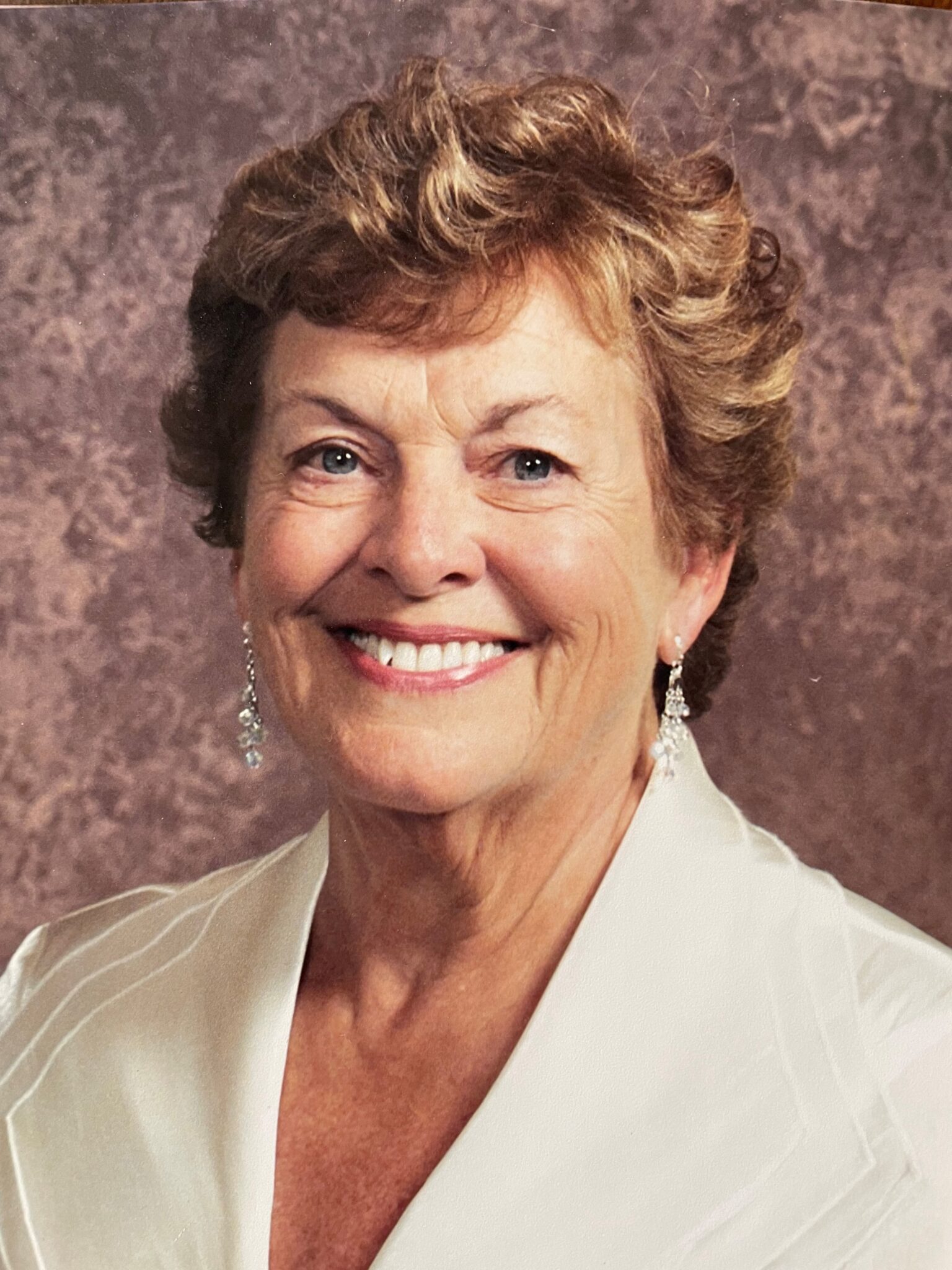 OBITUARY: Norma Sweeney, 83; an Early TWA Flight Attendant, Former ...