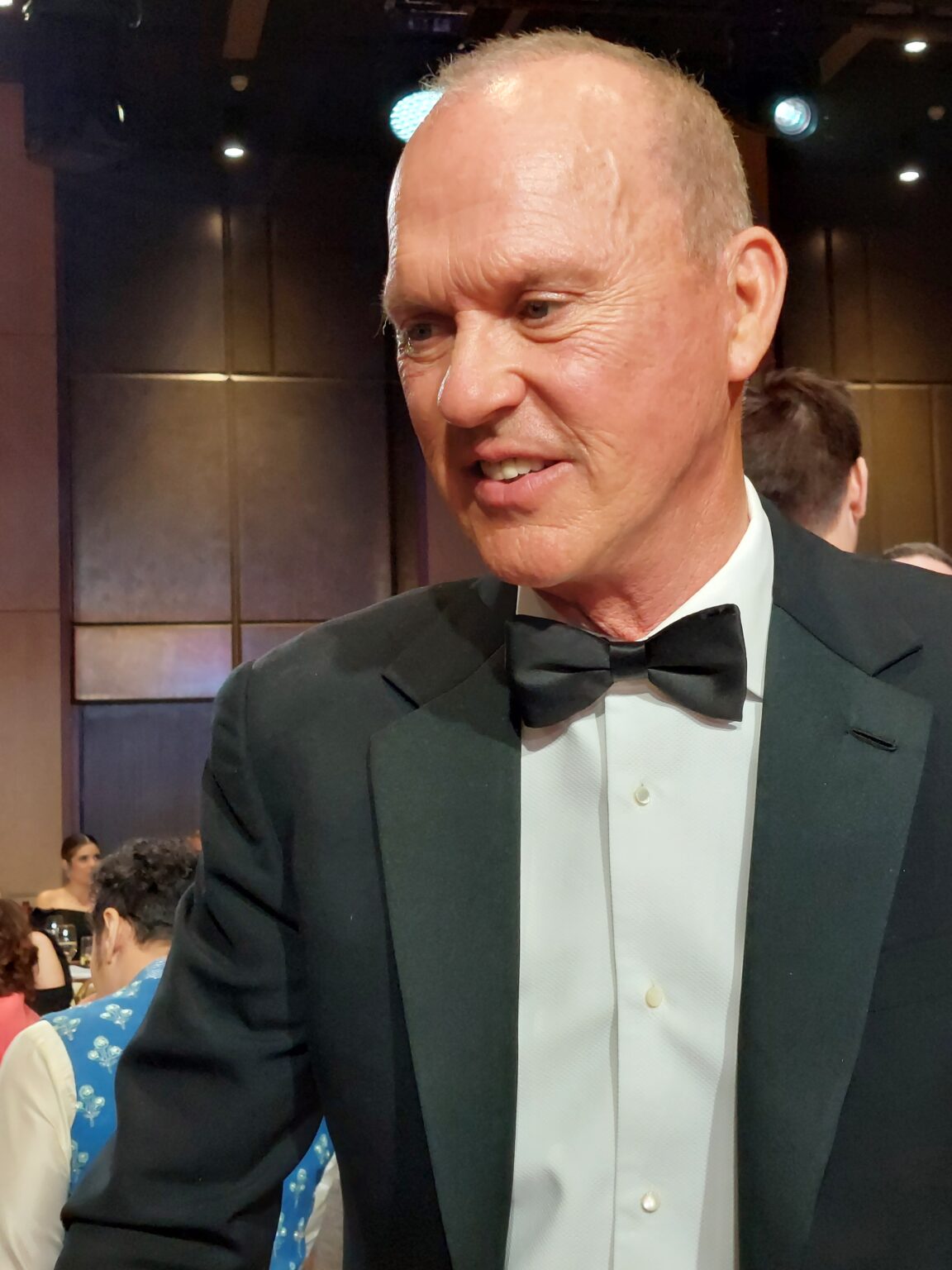 Billy Crystal Honored, Michael Keaton Wins at Critics Choice Awards ...