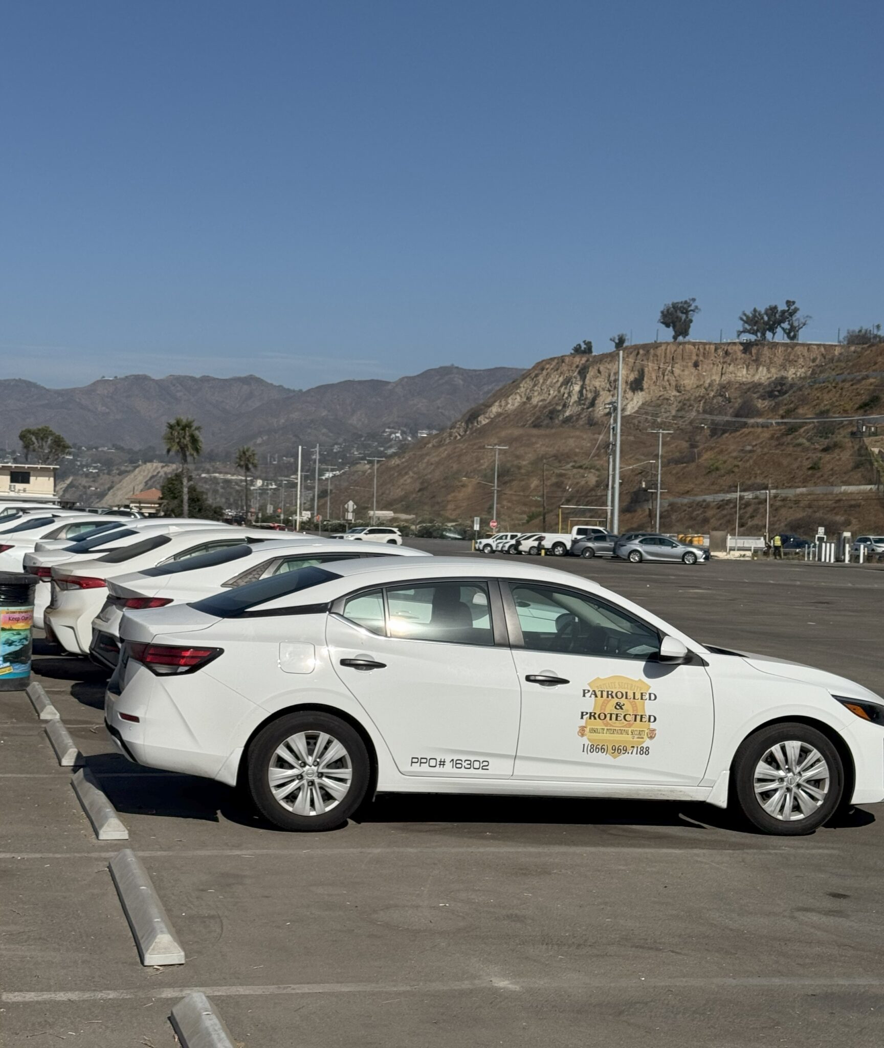 City Security Cars Leaving Pacific Palisades | Circling The News